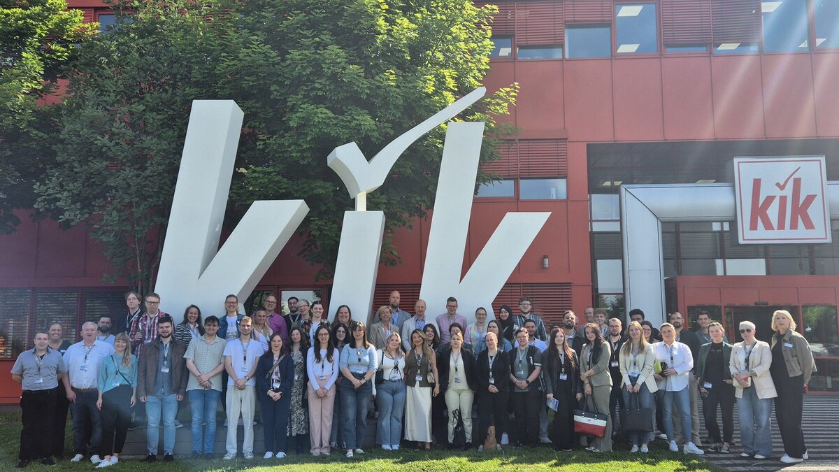 Fachwirte feierten Mitte Mai ihr Bergfest 2025 in der KiK Europazentrale