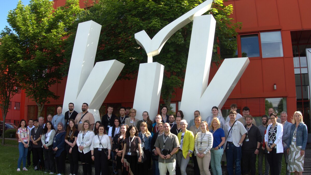 Fachwirte feierten am 15. Mai ihr Bergfest 2024 in der KiK Europazentrale